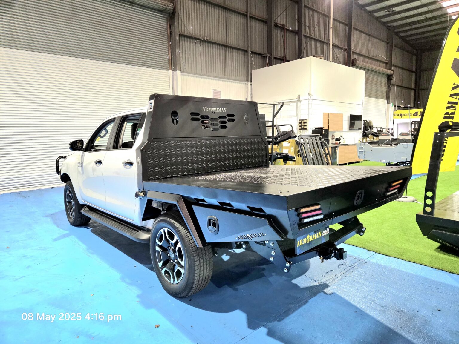 Aluminum tray for Hilux Double Cab – ARMORMAN4X4 – Armorman 4×4