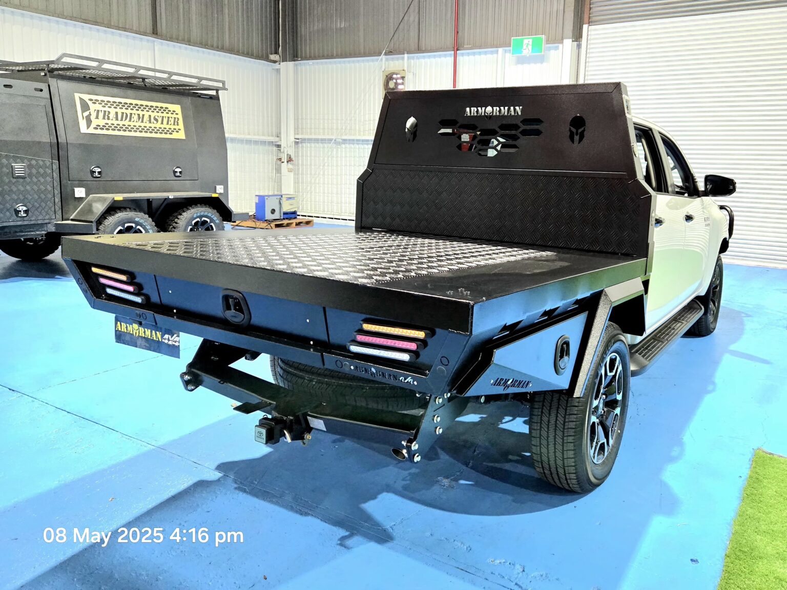 Aluminum tray for Hilux Double Cab – ARMORMAN4X4 – Armorman 4×4